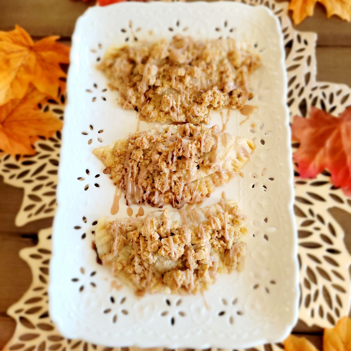 Baked Apple Hand Pies Recipe with Crumb Topping - Timeless Dishes